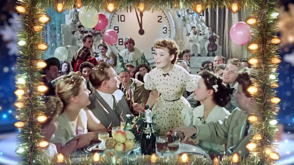 «Есть установка весело встретить Новый год». Телемагазин на диване ...